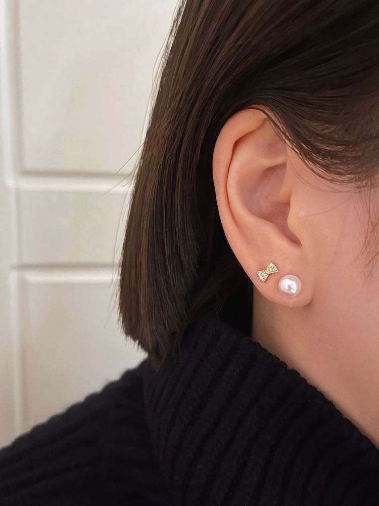 리틀 아코야 진주 귀걸이 - 6.5~7mm : 어메종 Aumaison | 매일 착용하는 클래식 & 프리미엄 주얼리