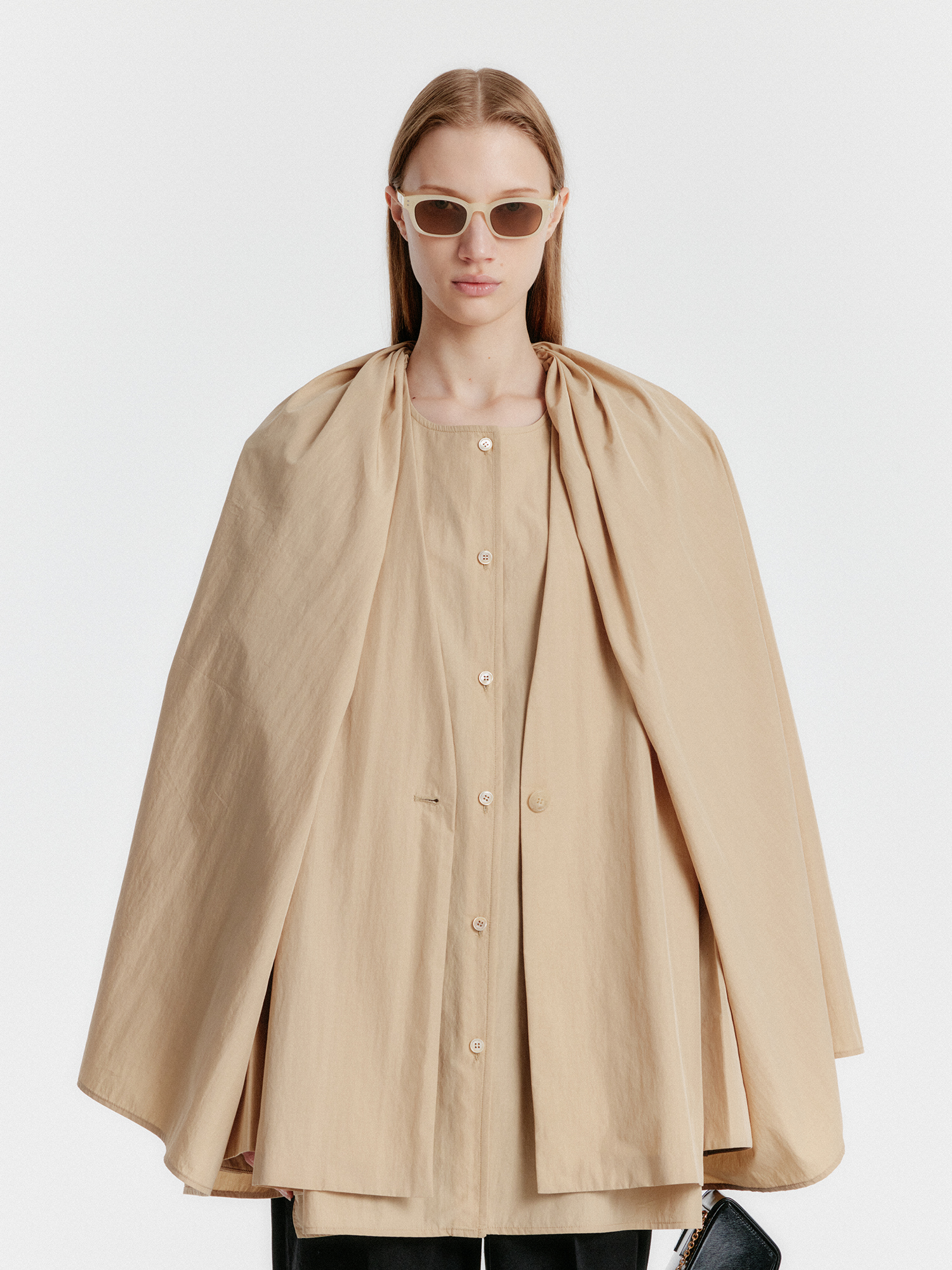 YILLY Transformable Shirred Back Jacket - Beige : EENK