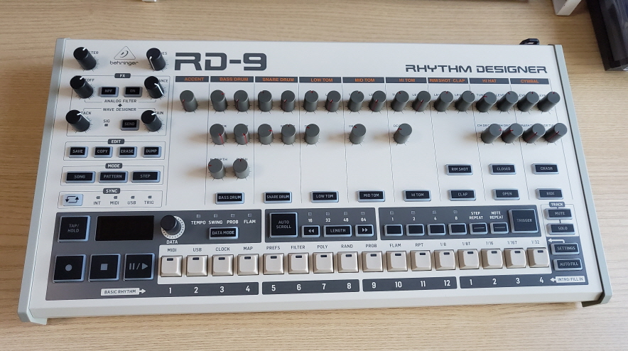 [판매완료] - Behringer RD-9 : 옥토모 OCTOMO