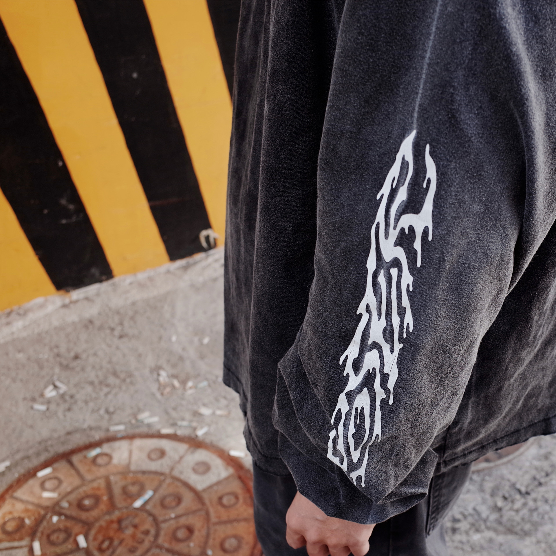 24ss sober og goods ‘Metal Slogan L/S Shirt’ : soberseoul