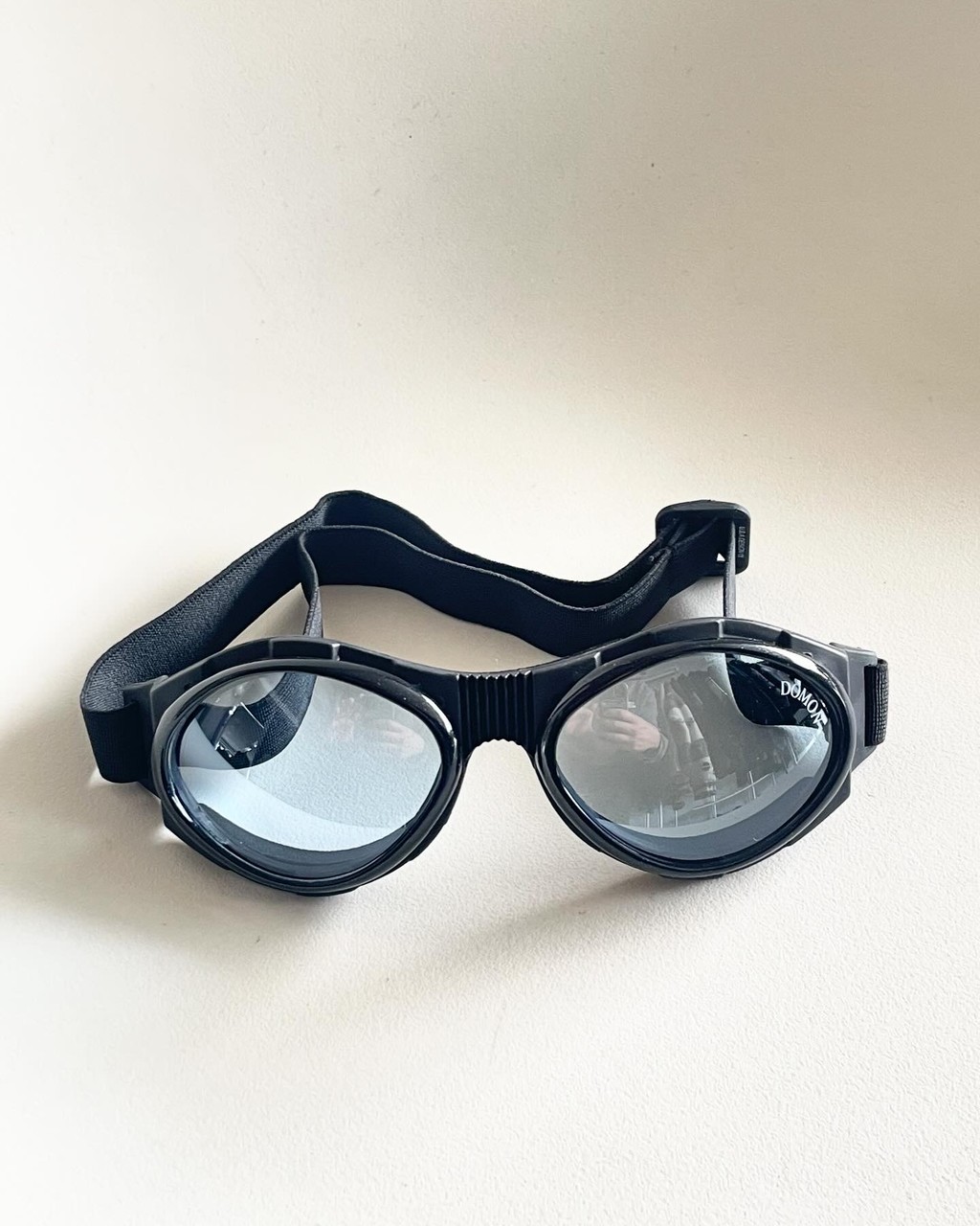 90s Domon Goggle Banding Tinted Sunglasses : Share the vibe