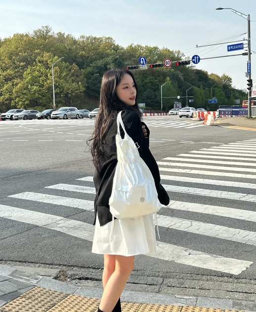 GLOSSY STRING BACK PACK_WHITEN 돈애스크마이플랜 글로시 스트링 백팩_화이트 STRING ECO BACK PACK_SILVER 돈애스크마이플랜 에코백 ...
