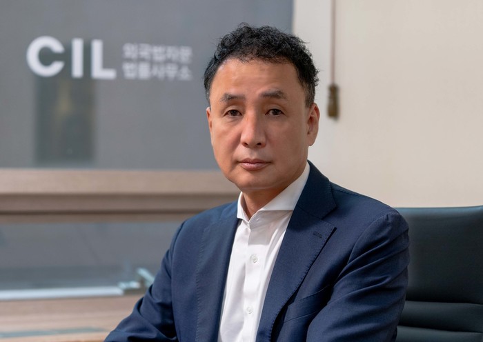 스콧 루소 무명 법률 관리자