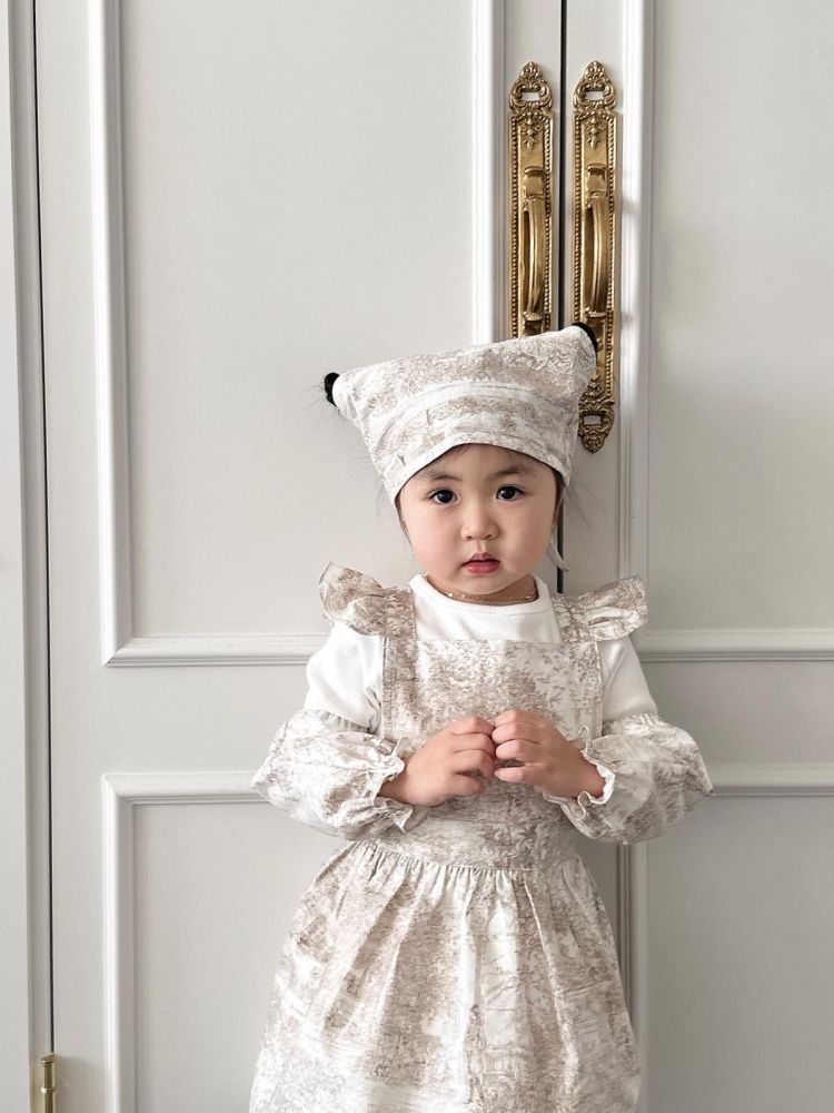 KIDS MOCHA WATERPROOF APRON : DUBLEVE