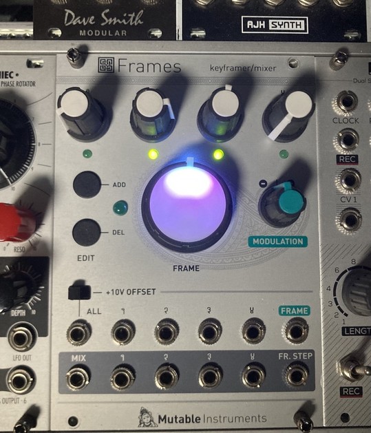 [판매완료] Mutable Instruments - Frames : 옥토모 OCTOMO