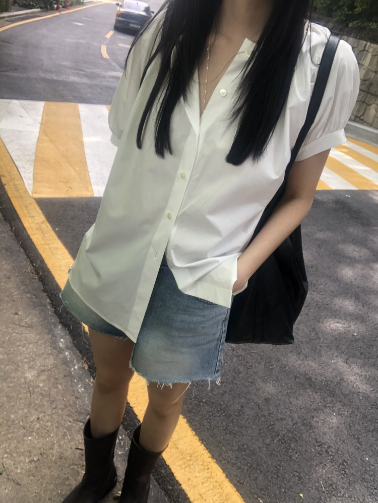 2-way button blouse : 씨유쑨