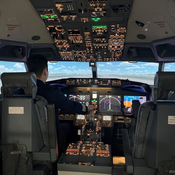이스타항공, 비행 시뮬레이터 조종사 훈련 본격화 : DELTA QUALIFLIGHT KOREA