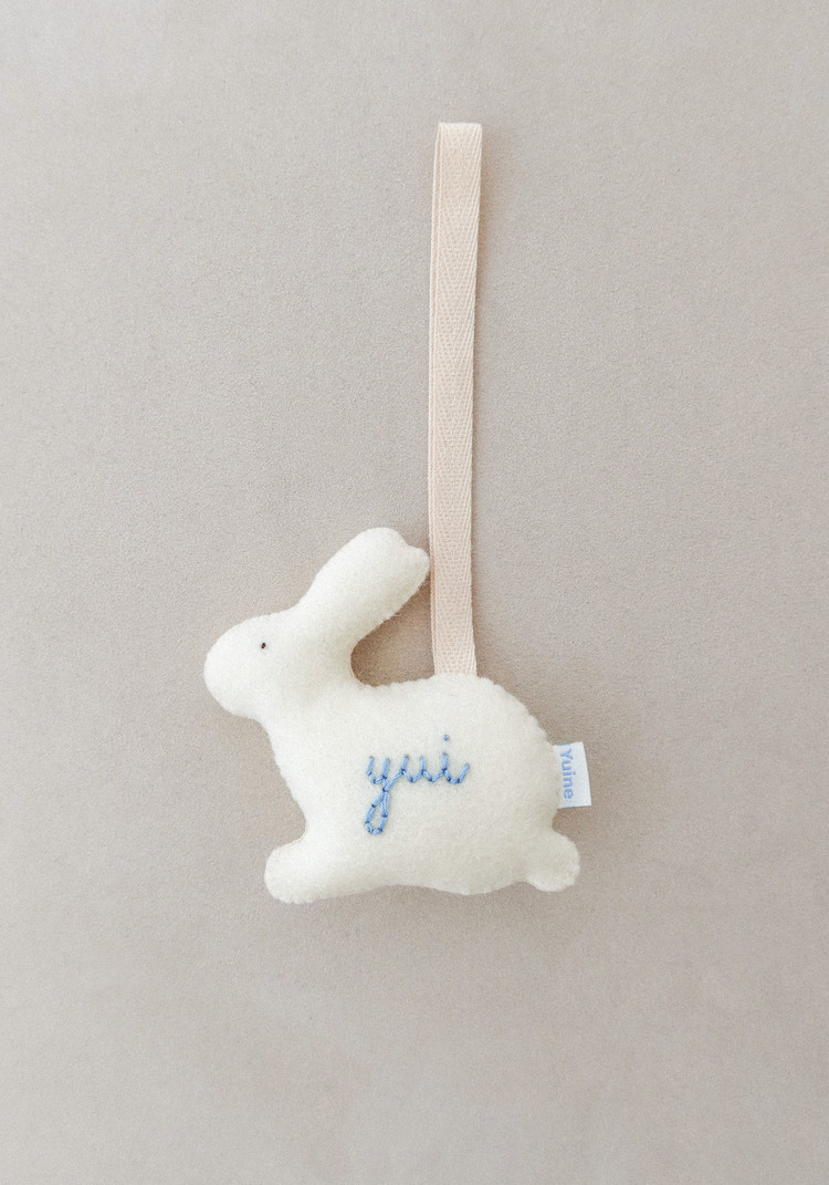 (Pre-Order) Bunny Name Tag - Ivory : YUINE - 유이네