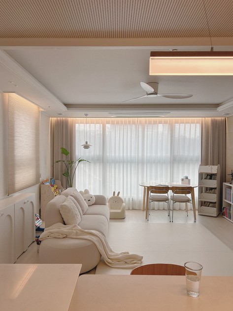 자녀들의 웃음으로 가득한 따스한 분위기의 아파트 - 고덕 그라시움 34PY (Godeok Gracium) : HOME