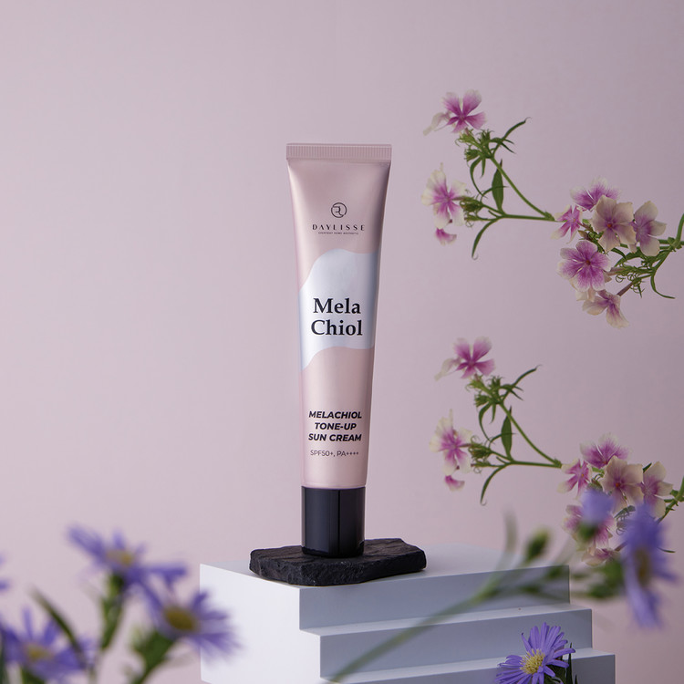 데이리쎄 멜라치올 톤업 선크림 40g : TheFlora