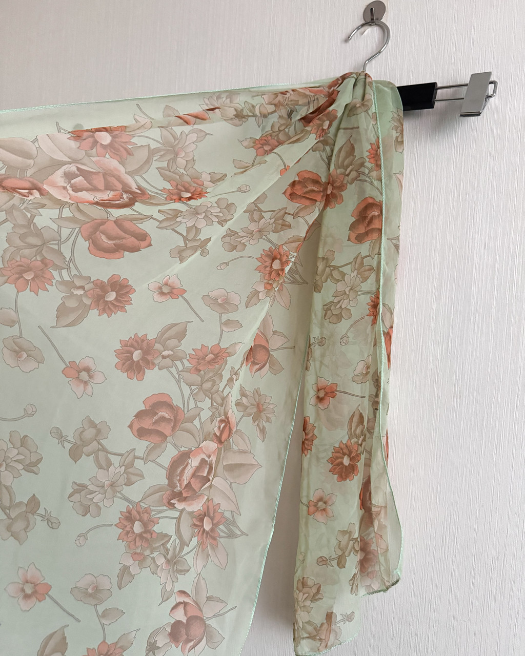 Flower pattern scarf : sanmountains