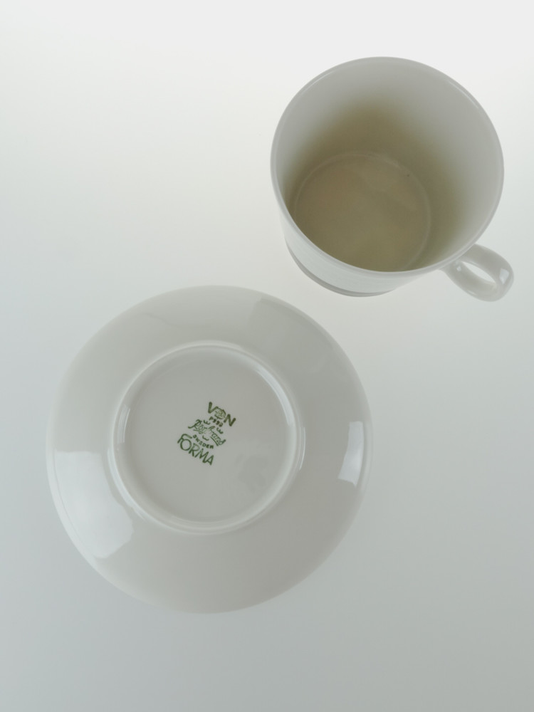 Forma Tea cup and saucer : owncollectionmuseum