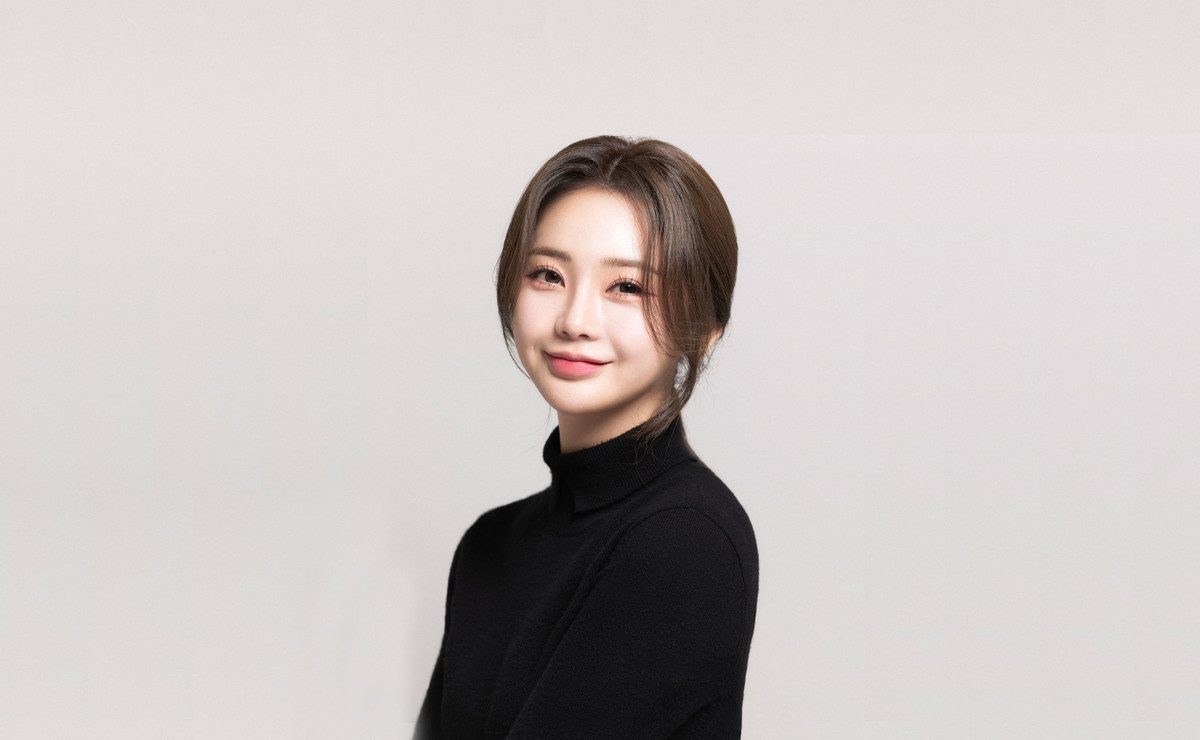 [공식] '미스트롯2' 善 홍지윤, 초이크리에이티브랩과 한솥밥…'한류 여신' 행보 기대 : CHOI CREATIVE LAB
