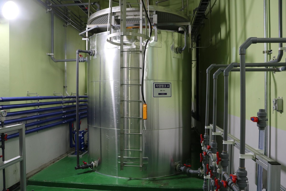 Equipment: Hypo Storage Tank : Dongbang Corporation