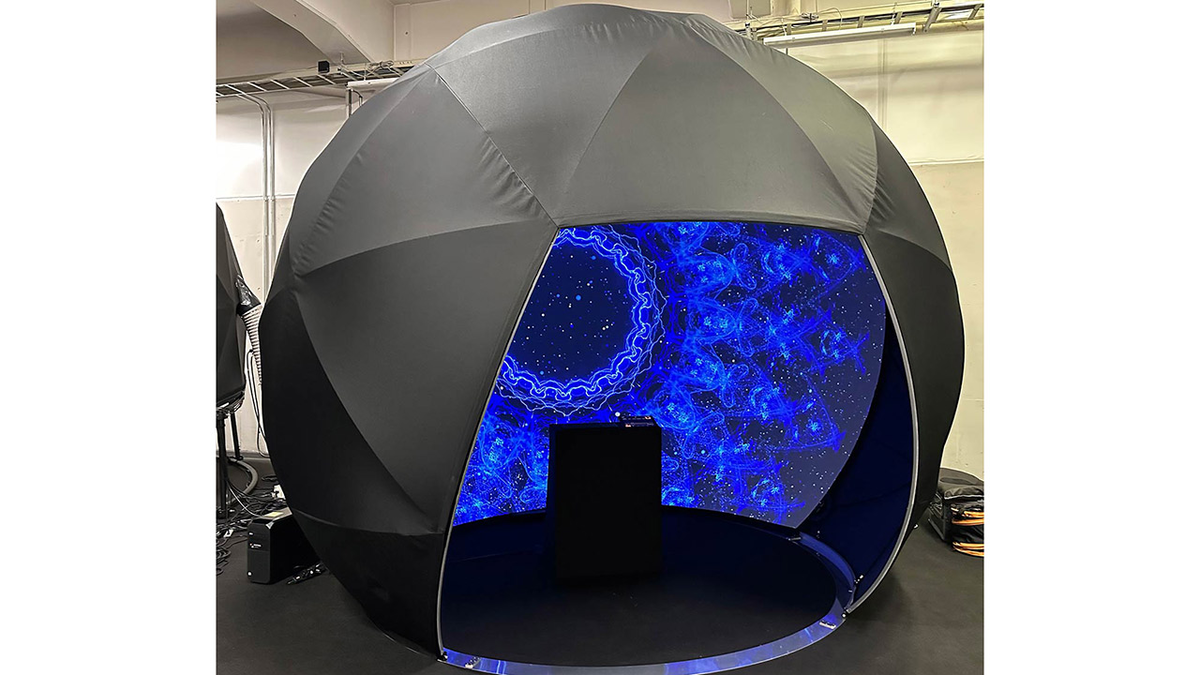 오리하르콘 테크놀로지스, VR·360°영상용 수직 돔형 디스플레이 시스템 「Panosphere」 제공 개시 : 최신 송출장비 ...