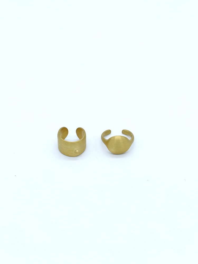 Gold dot layered toe ring : Studio HAE 스튜디오 해