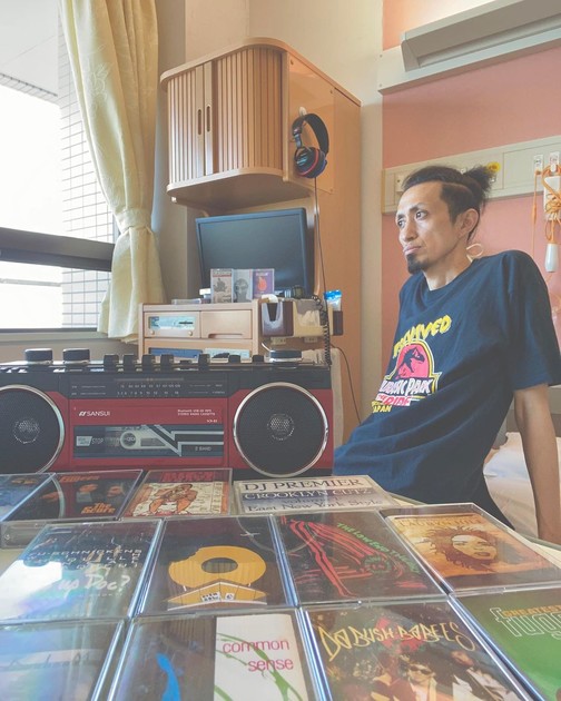 샘플링 원곡 알려주는 디제이, DJ Novi Shaheed : 엔터테인먼트