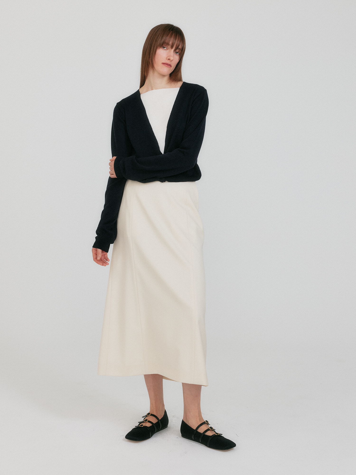 ZOEM V-Neck Knit Cardigan - Black/Ivory : EENK