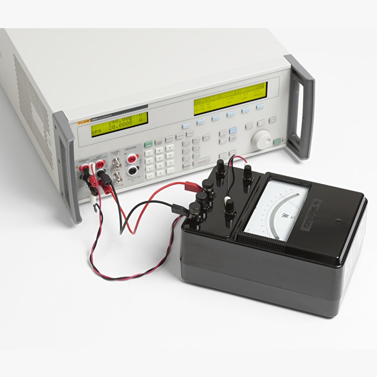 FLUKE 5080A/SC/MEG 하이컴플라이언스 멀티제품 교정기 : 지니어스인더스트리 - 대한민국 No.1 산업장비 공급채널