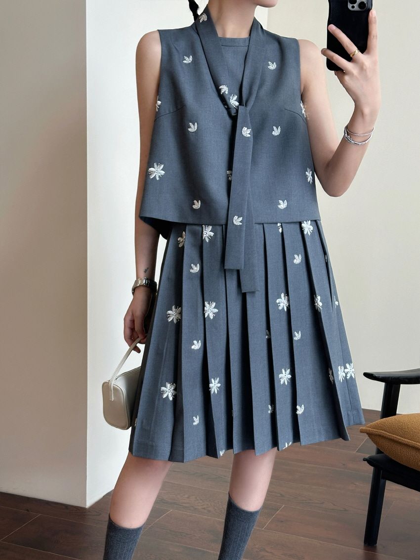 WANGER Embroidery Suit Skirt : 소냐도르(soñador)