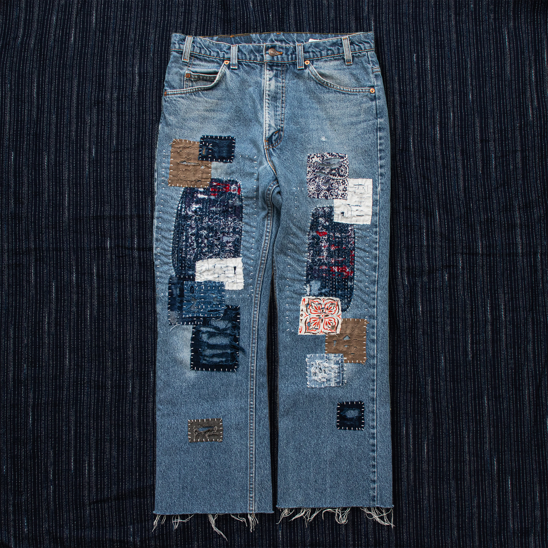 NO.167 DISTRESSED PATCHWORK JEANS : twostandard
