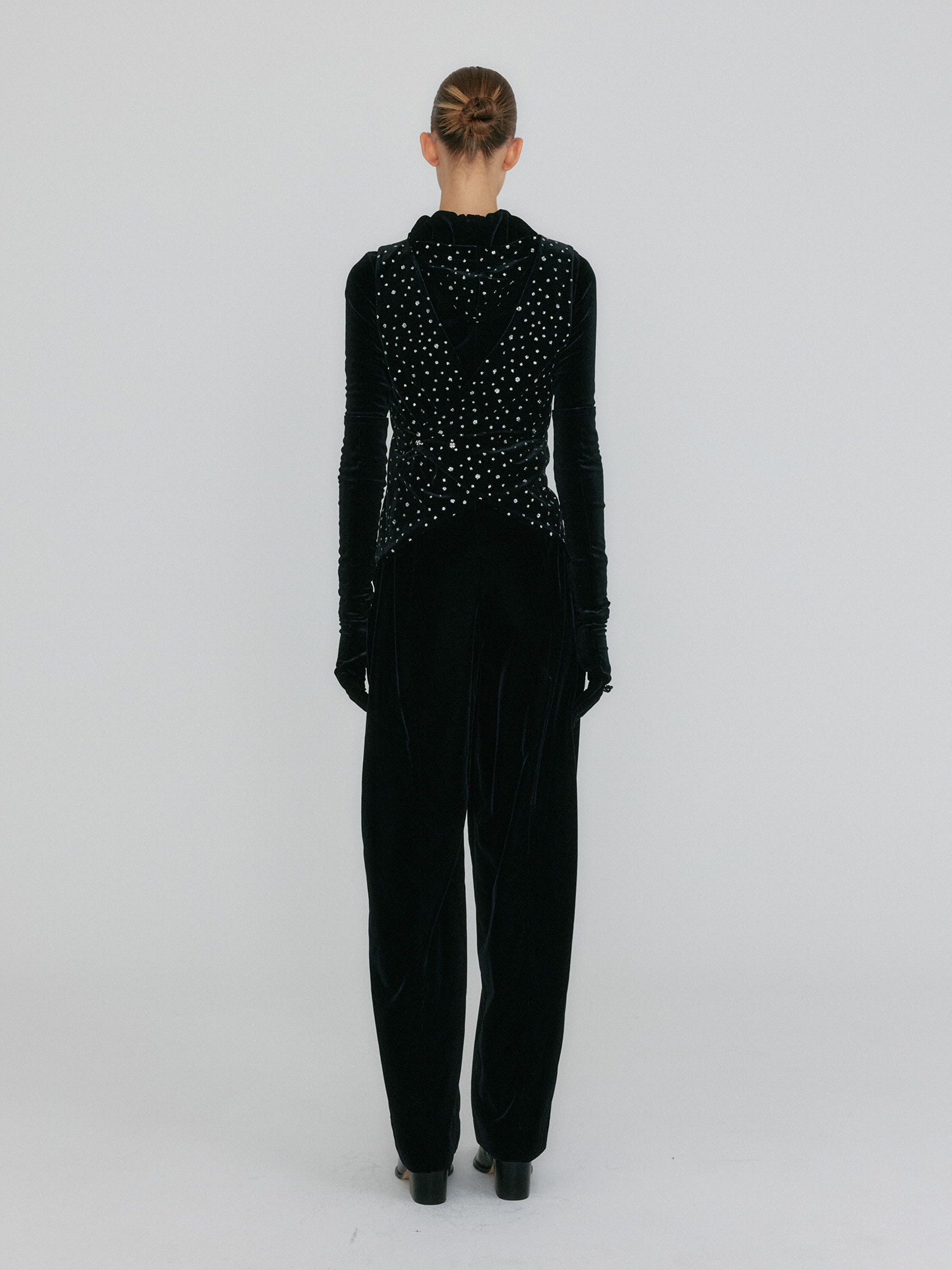 ZOVAN Tapered Pocket Pants - Black Velvet : EENK