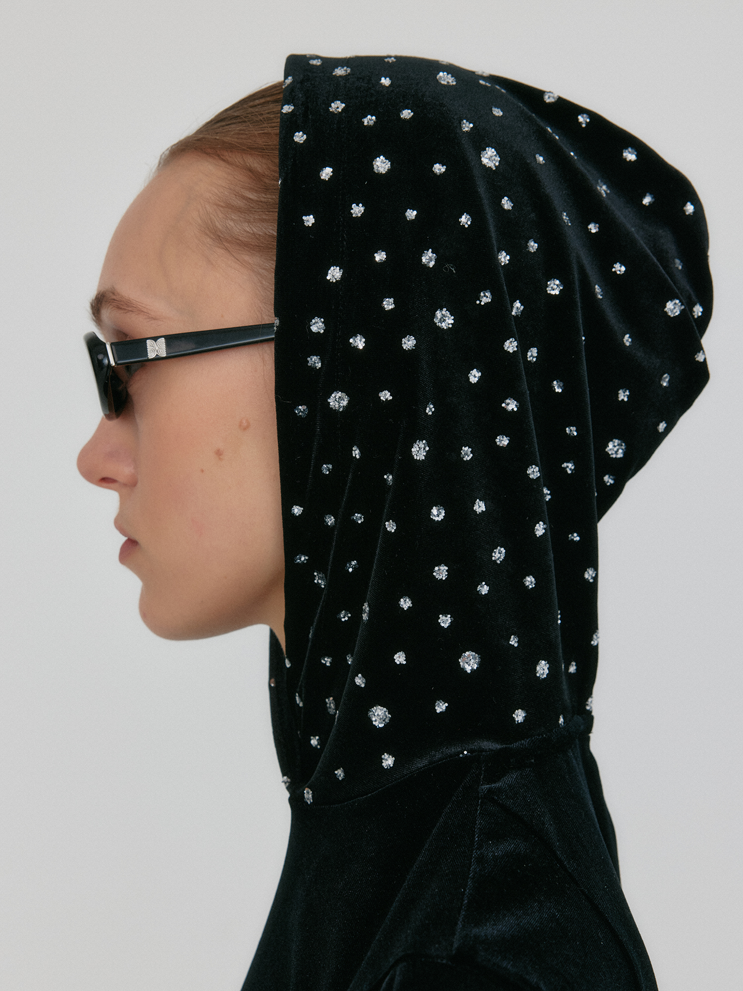 ZIZZ Slim Fit Hooded T-shirts - Black : EENK