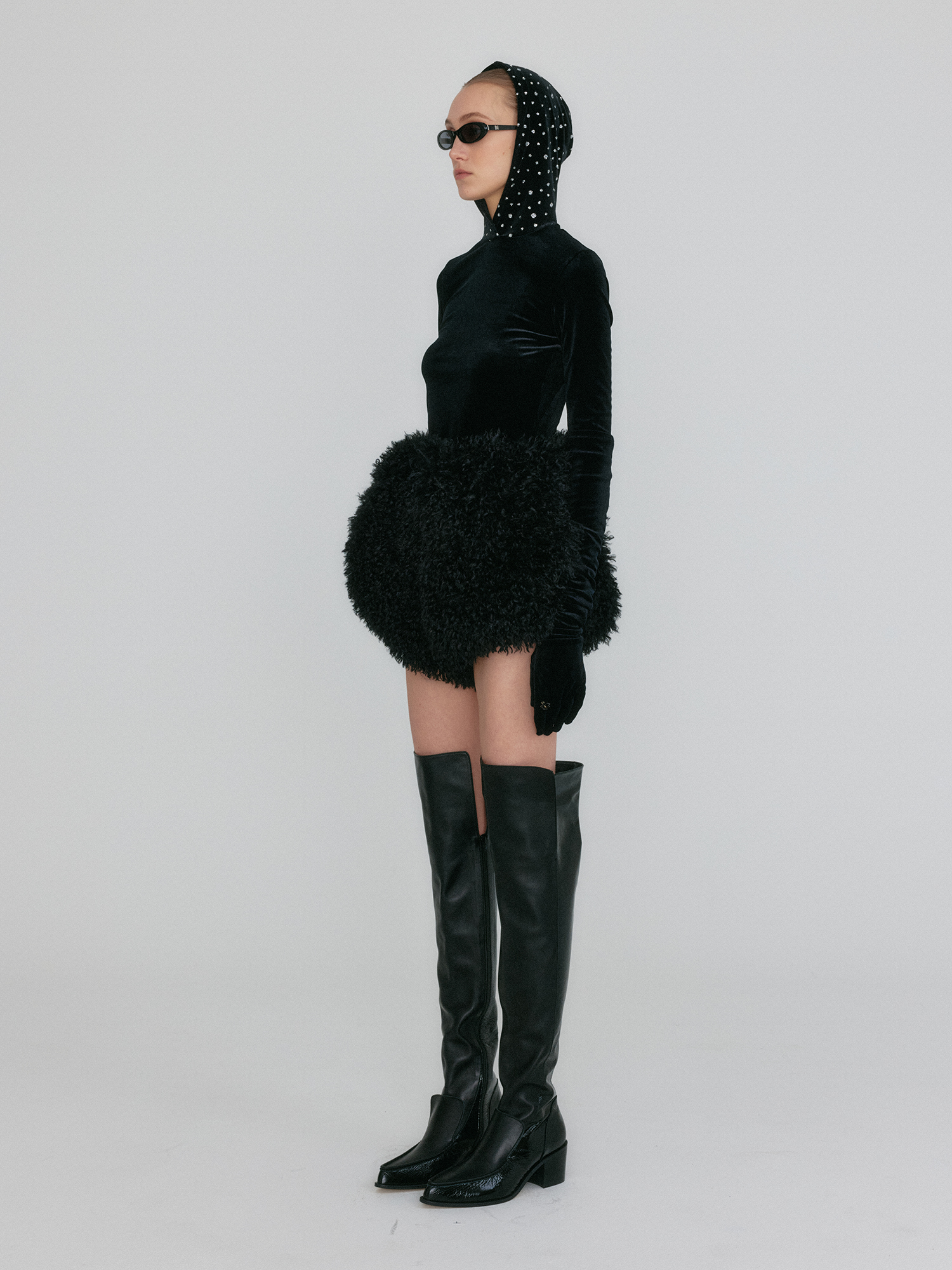 ZIZZ Slim Fit Hooded T-shirts - Black : EENK