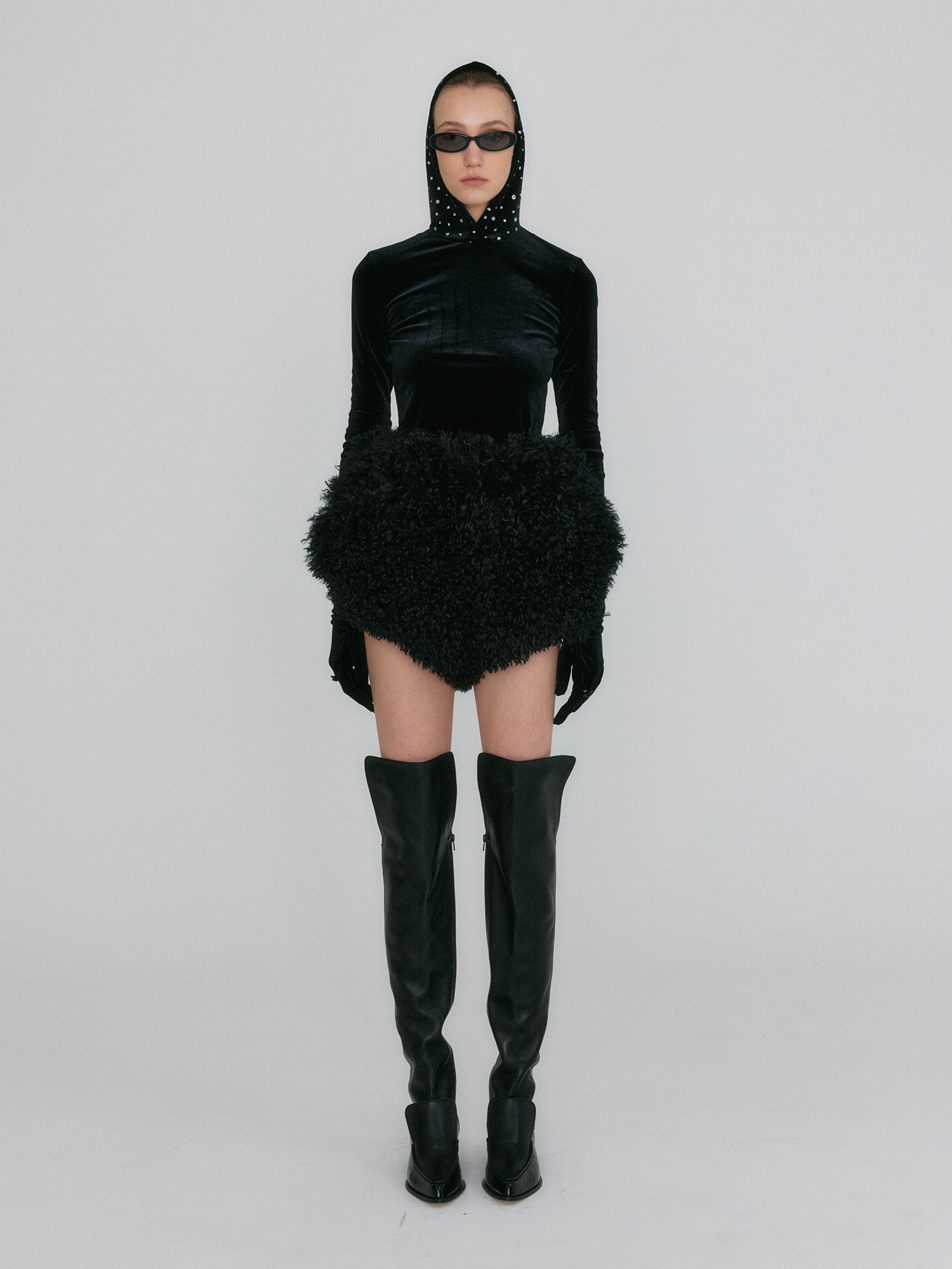 ZIZZ Slim Fit Hooded T-shirts - Black : EENK