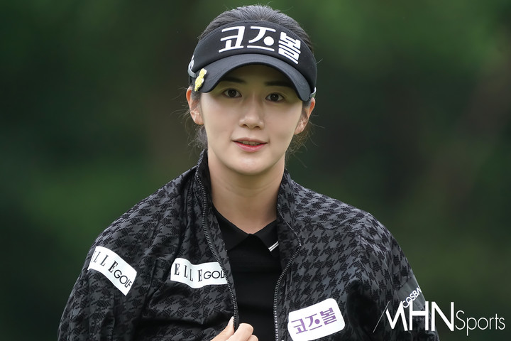 '단독 질주' 코즈볼, 21주차 KLPGA K-랭킹 급등 골프단 선정 : 코즈볼의 언론보도