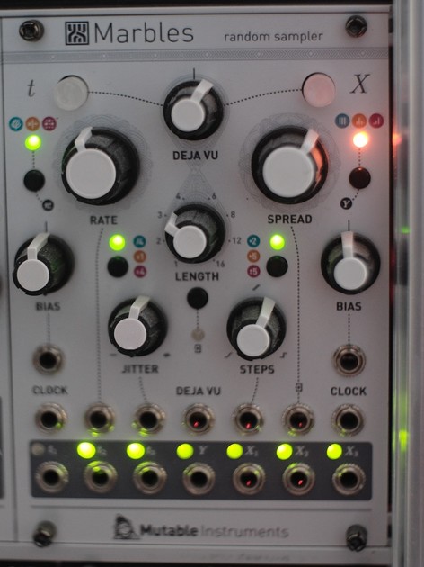 [판매] Mutable Instruments Marbles : 옥토모 OCTOMO