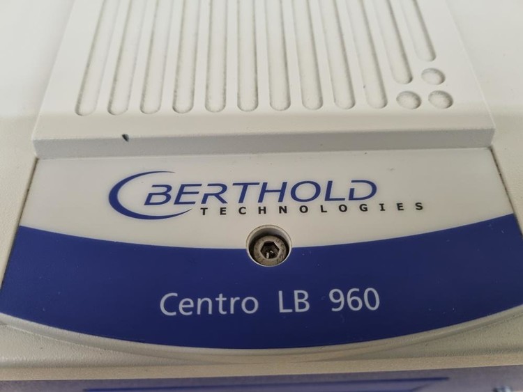 BERTHOLD Centro LB 960 Microplate Luminometer 광도계 : 엠아이티솔루션