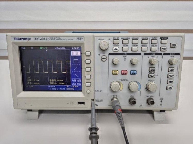 Tektronix TDS 2012B 2Ch 100MHz Oscilloscope 오실로스코프 : 엠아이티솔루션