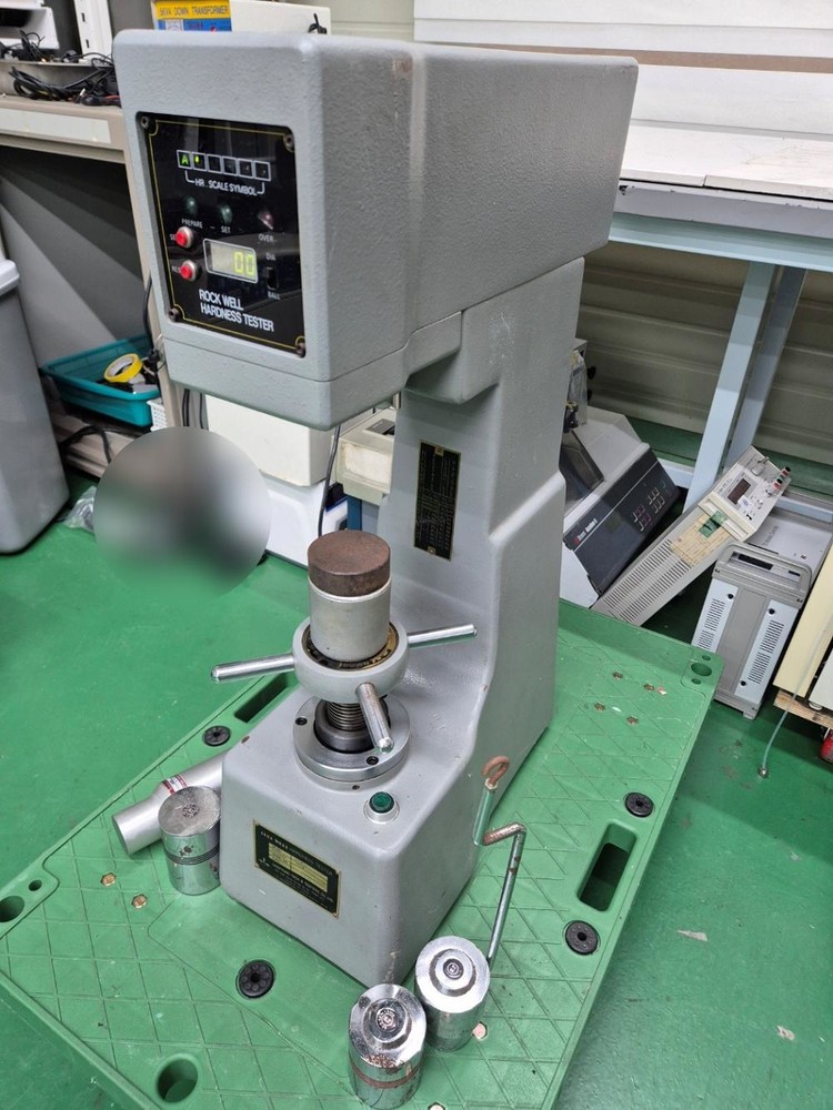 Daekyung Tech Rock Well Hardness Tester DTR-300 대경테크 로크웰 경도기 : 엠아이티솔루션