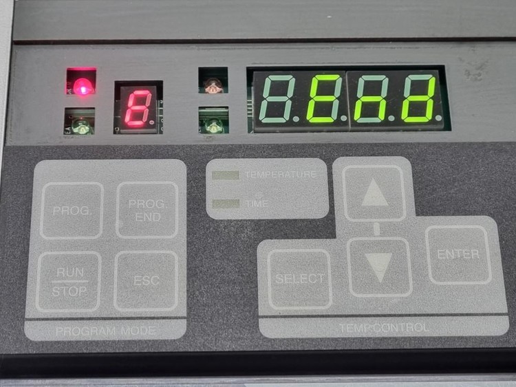 TAITEC Bio Shaker MBR-022UP 바이오쉐이커 Shaking Incubator : 엠아이티솔루션