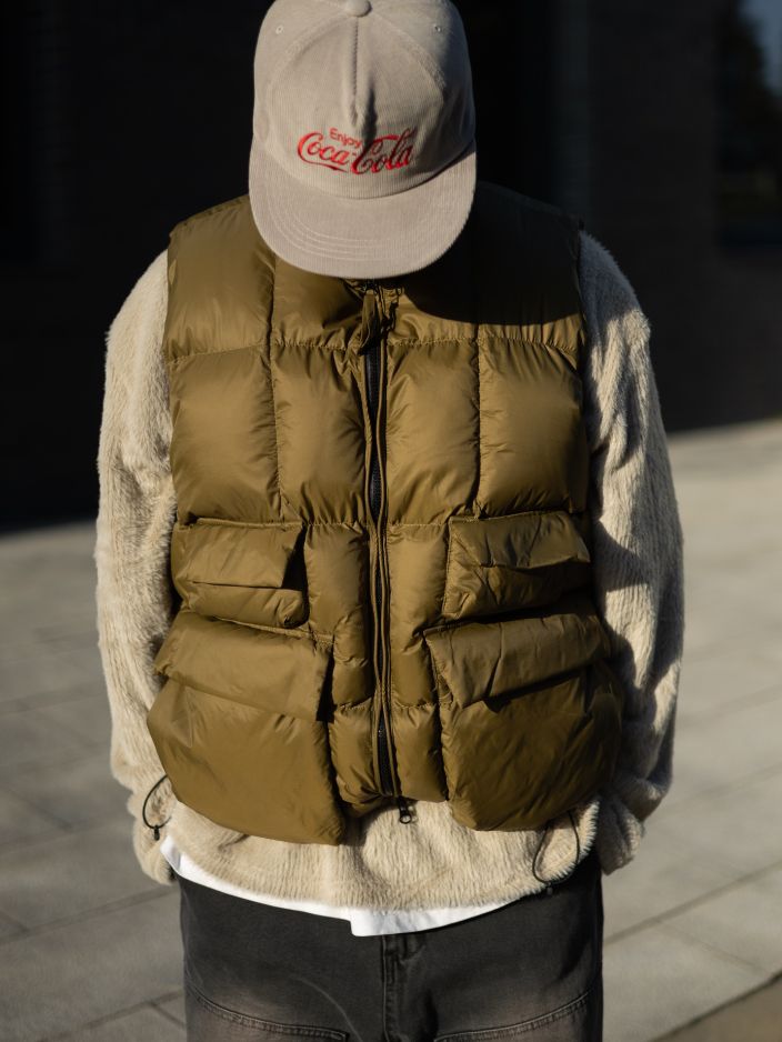 Multy pocket padding vest [ACH242TO077] : ACHRO(아크로)
