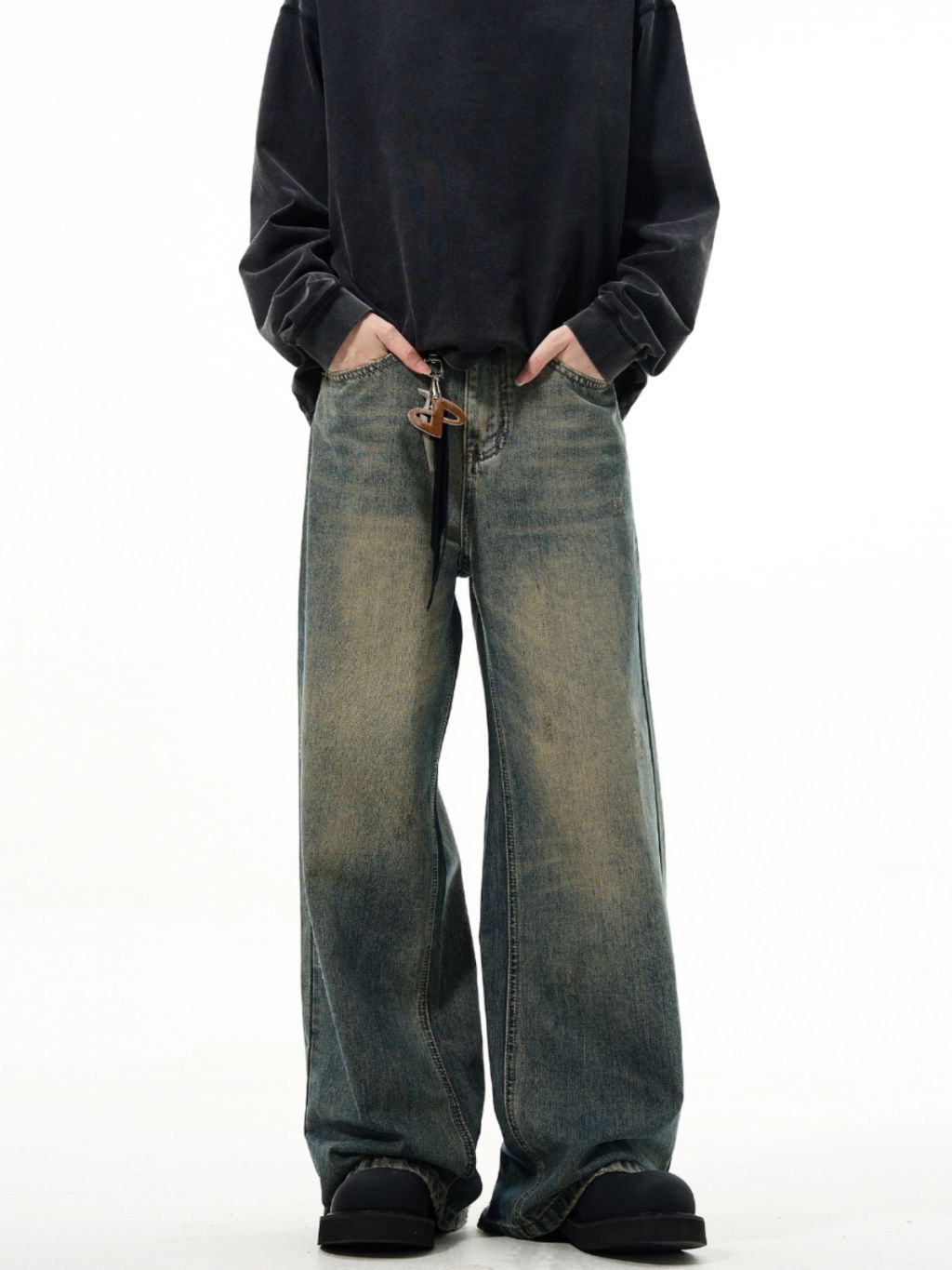 Damaged Hem Straight Wide Jeans : 앤써미