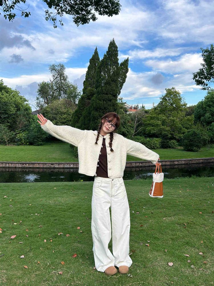 DY bright line lazy drag pants : 프티베 petitbe