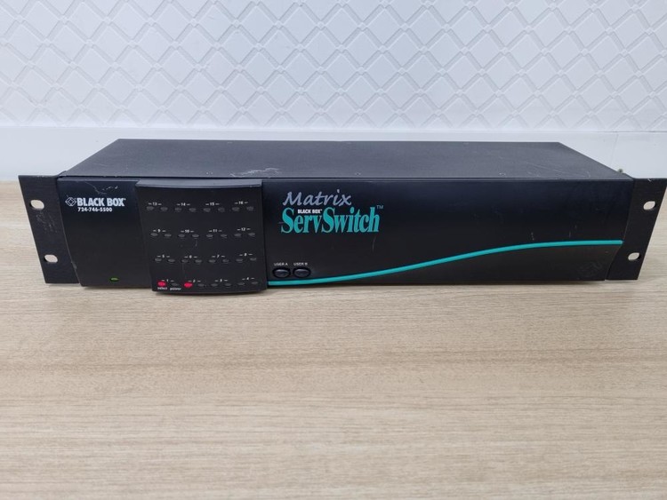 BLACK BOX 724 746 5500 Matrix ServSwitch : 엠아이티솔루션