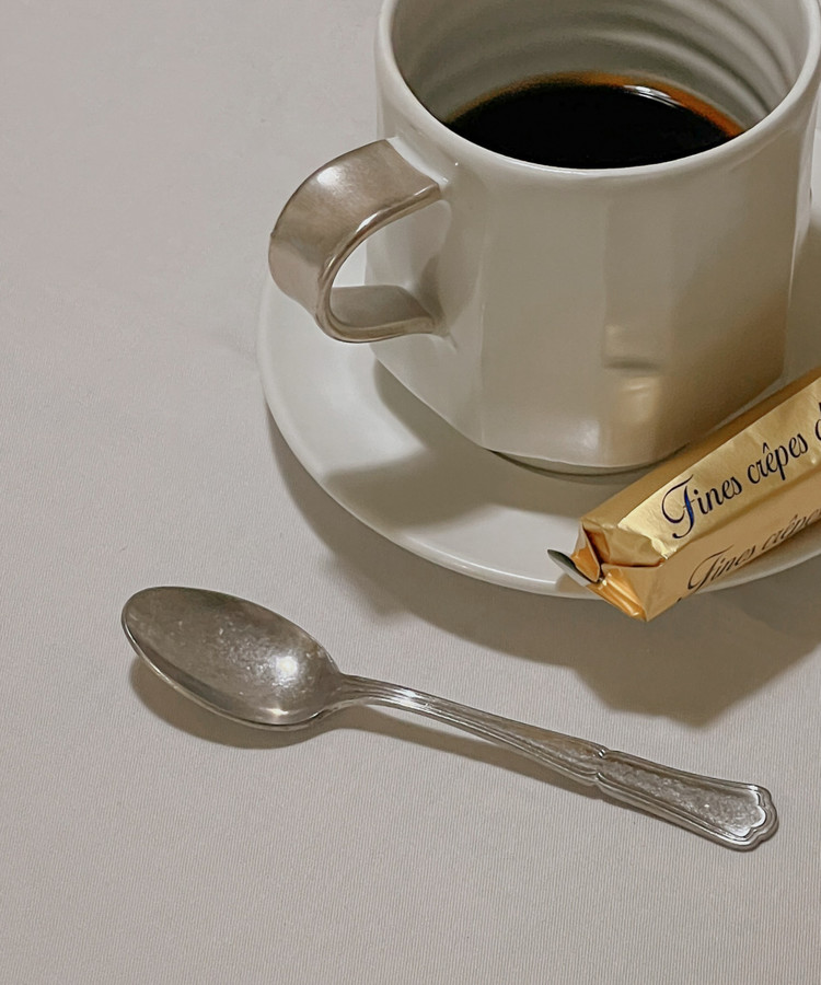 French Tea Spoon : 라플립 La Flipped