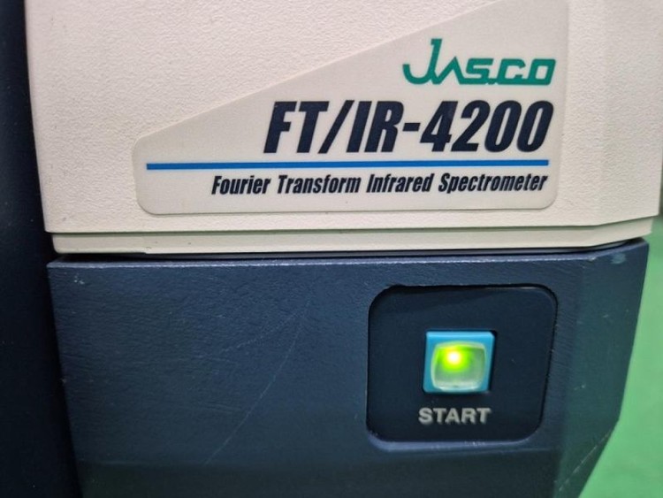 JASCO FT/IR-4200 Fourier Transform Infrared Spectrometer : 엠아이티솔루션