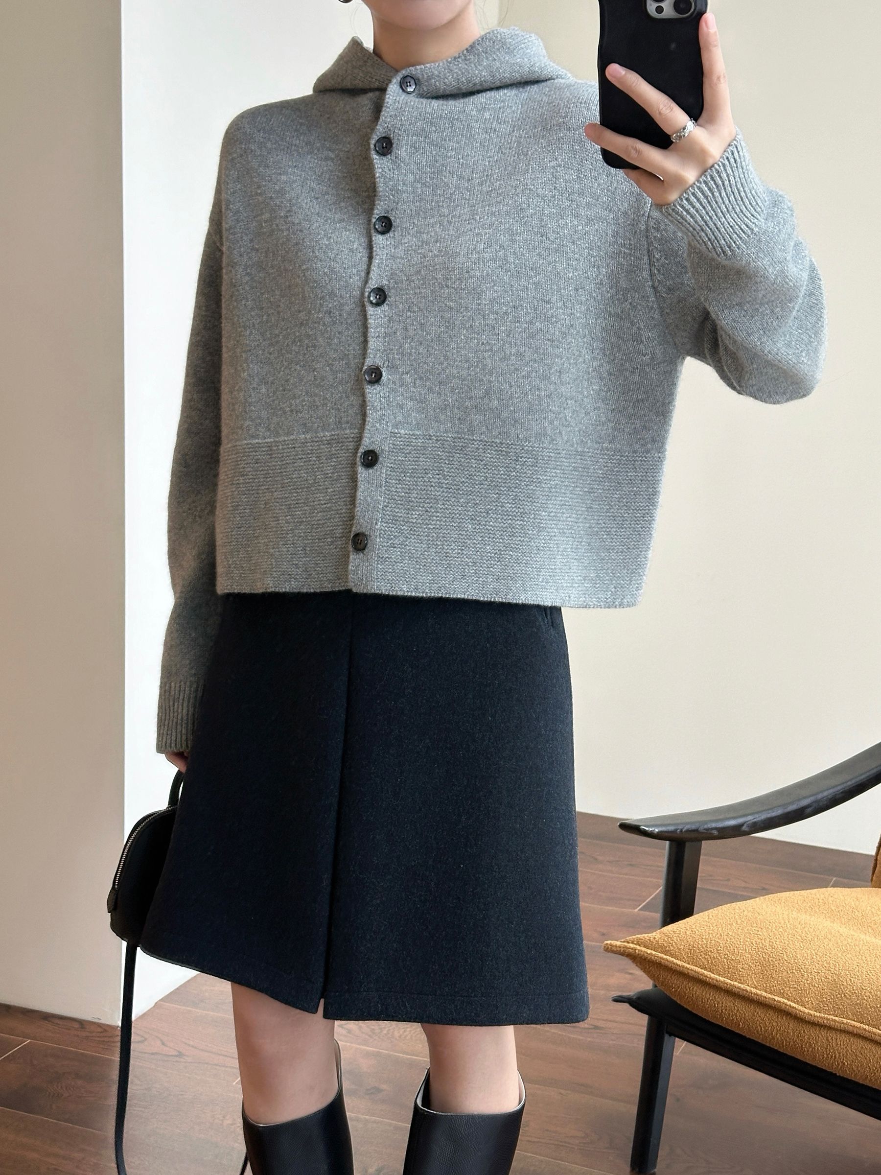 WANGER Pear Hoodie Knit Cardigan : 소냐도르(soñador)