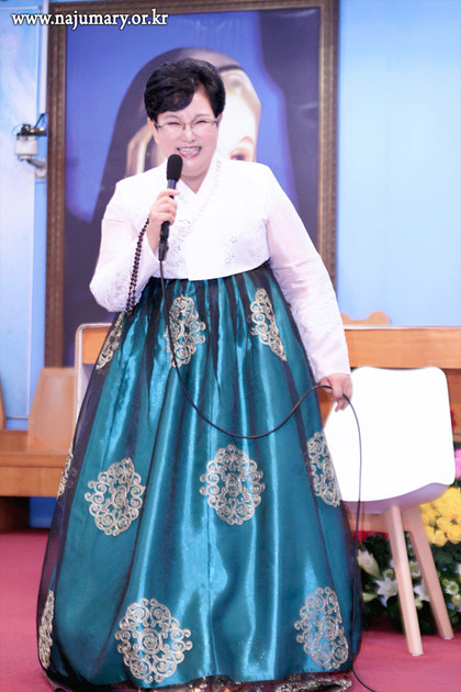 Julia Kim’s Inspiring Spiritual Message to meditate on the 1st Saturday ...