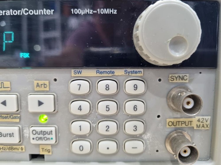 Protek 9310 Digital Synthesis Arbitrary Function Generator/Counter : 엠아이티솔루션