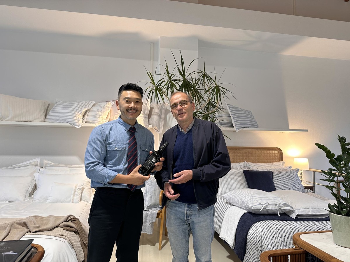 Amalia Home Collection: 이유엠컬렉션의 새로운 파트너 : EUM Collection > About