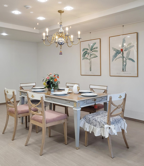 블로아 식탁_다이닝 스타일링 : EUM Collection > Styling