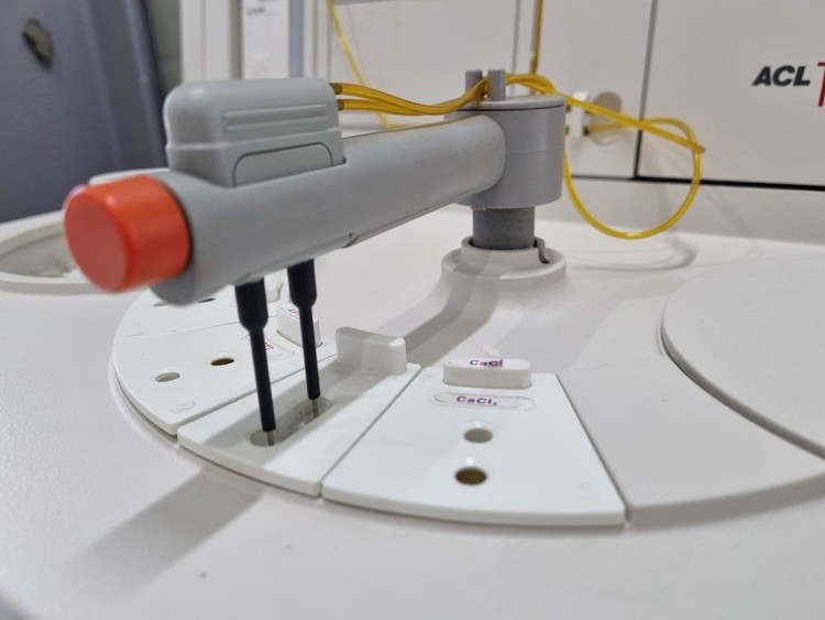 IL Instrument Laboratory ACL 1000 혈액응고 분석기 : 엠아이티솔루션