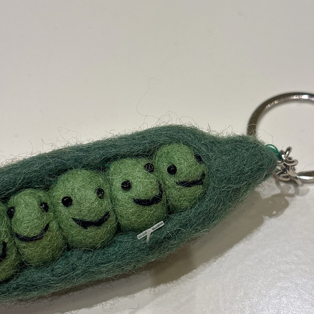 felt pea keyring [펠트 완두콩 키링] : THE RIVER HAUS