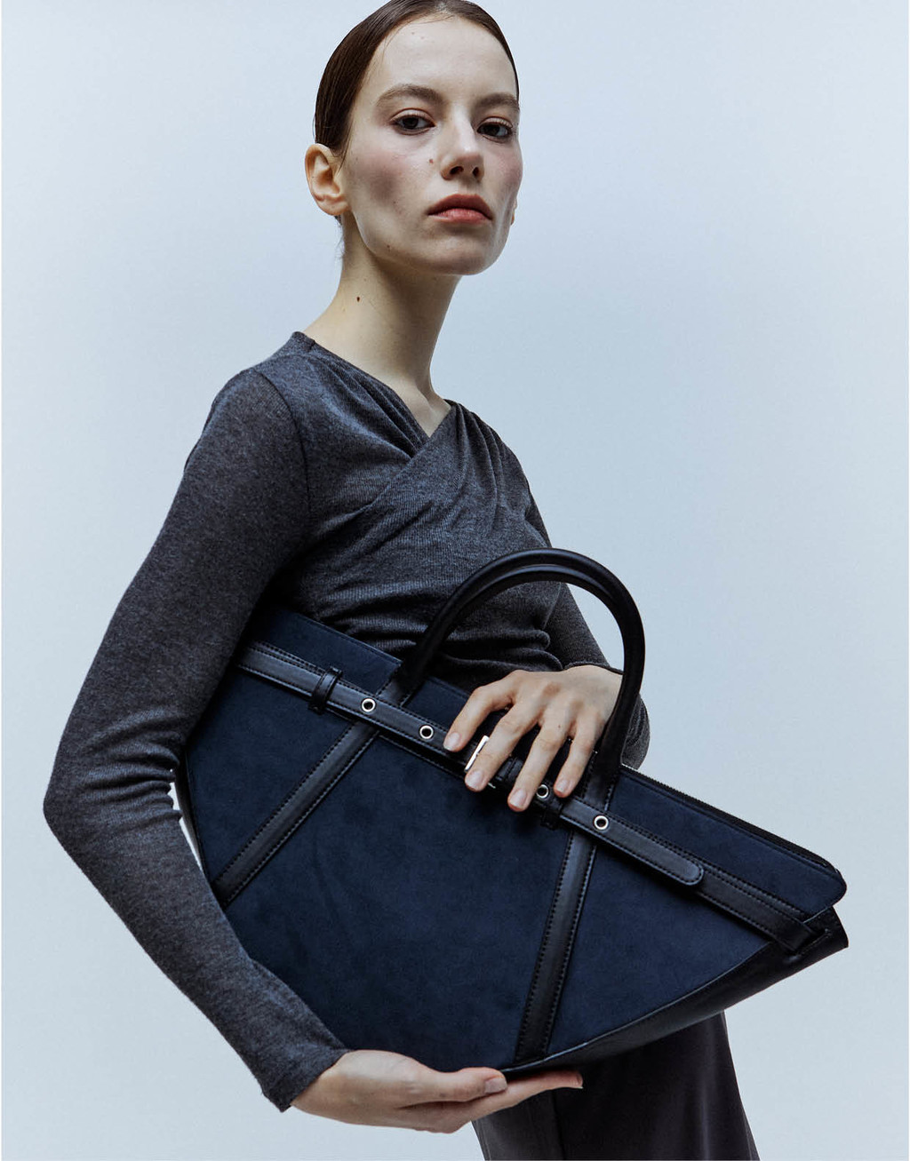 Gochi Big Suede [Black] : 르소