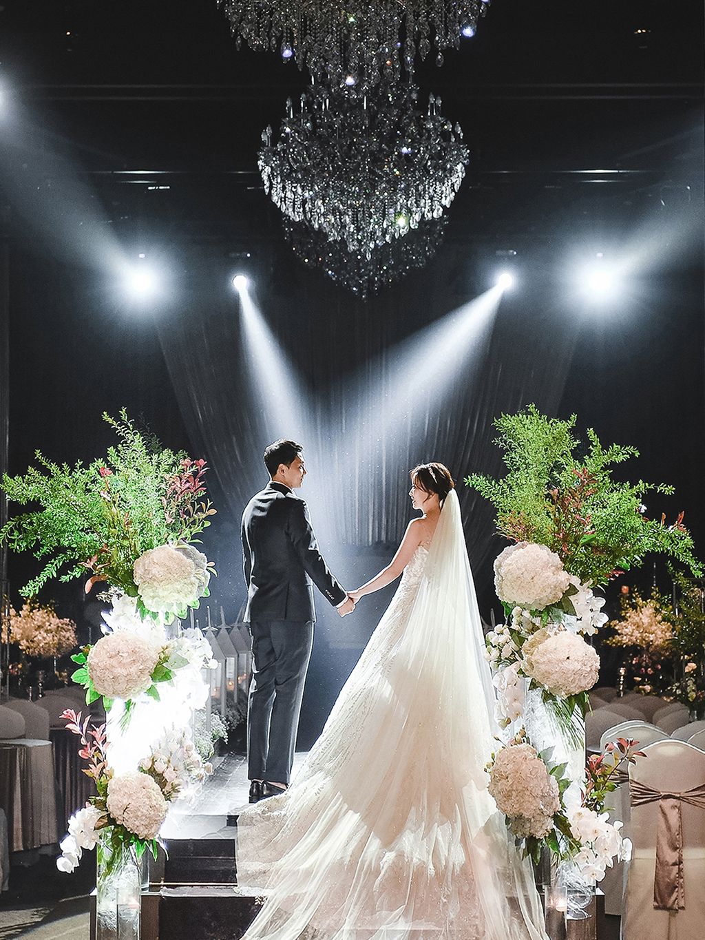 THE LOUNGE 데이스냅 (DAYSNAP)